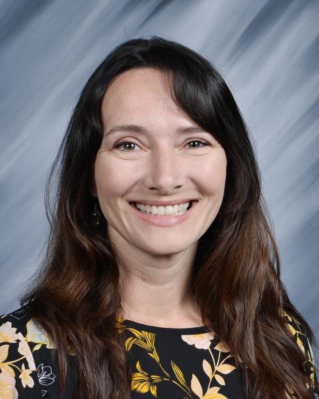 Saundra Shaeffer – Fall River Elementary School