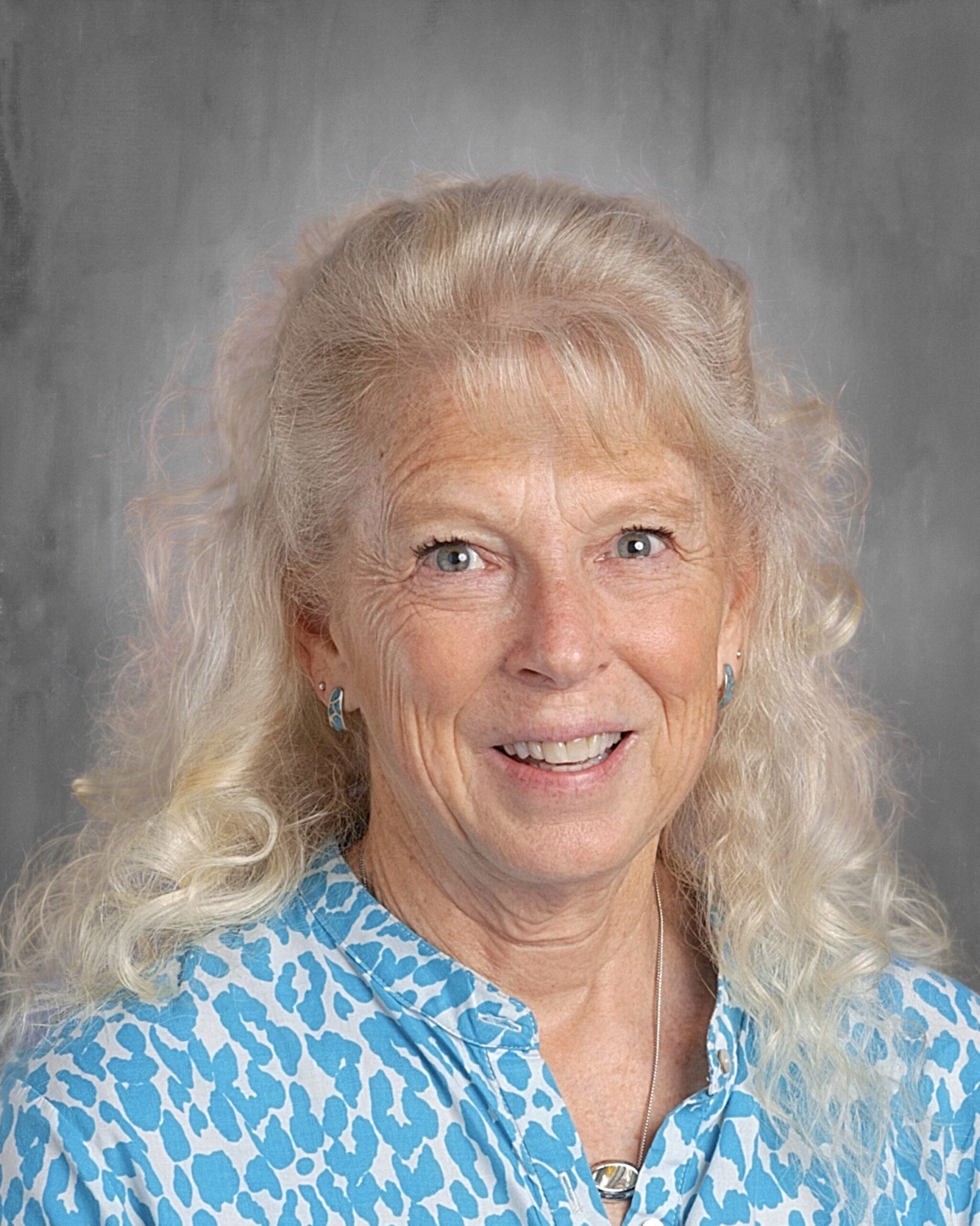 Laurie Los – Fall River Elementary School